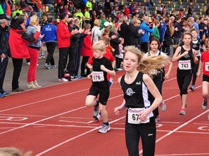 Valpartij tijdens ‘Tour de Truus’ in Beuningen: ‘Ik wilde even kijken ...