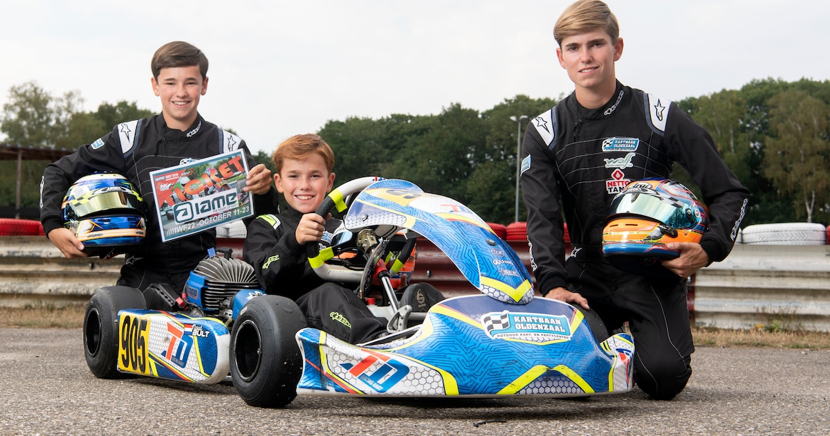 Kartende broers Job (16), Mart (14) en Nout (11) uit Oldenzaal maken ...