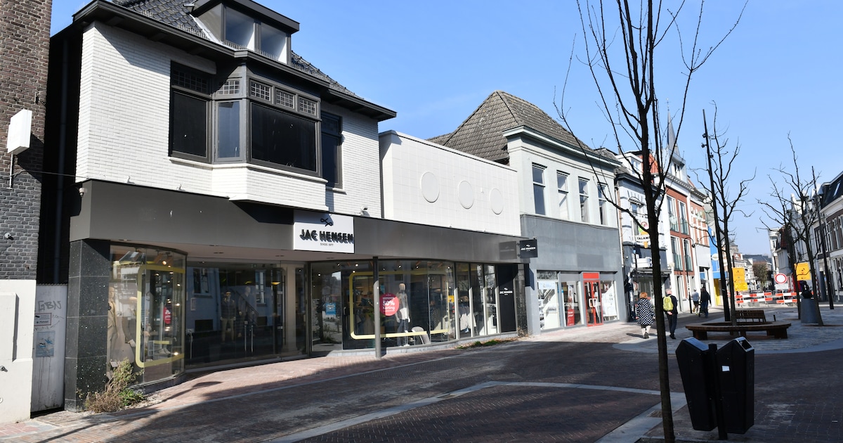 Bekende modezaak moet wijken voor woningen in hartje Almelo: ‘Deze plek ...