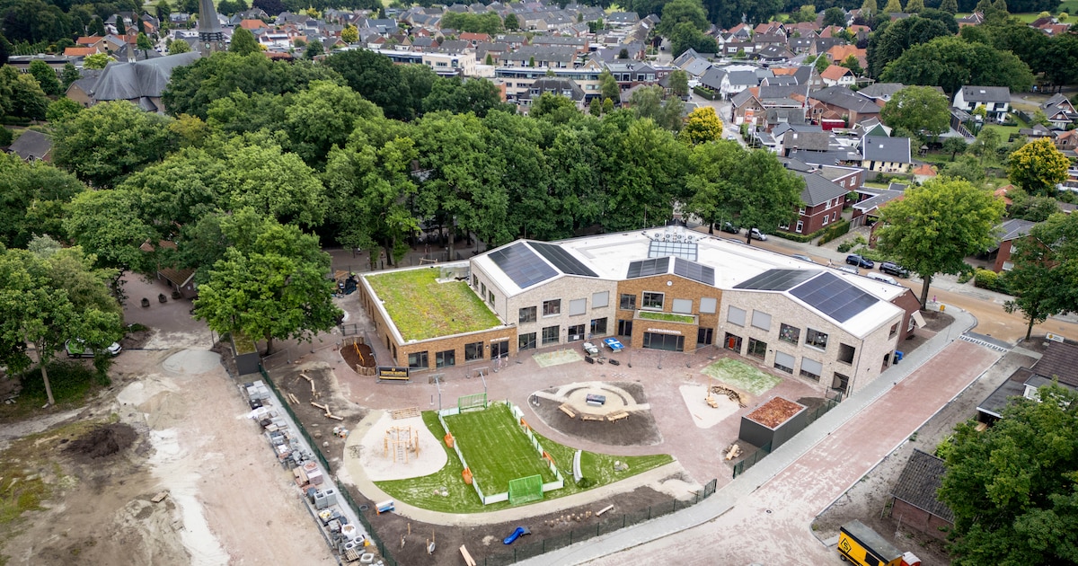 Binnen kijken in gloednieuwe school in Geesteren van 6,5 miljoen euro ...