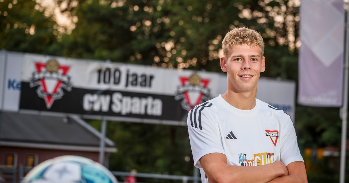 Wat Lars (19) leerde in de jeugdopleiding van FC Twente, komt hem nu bij Sparta Enschede goed ...