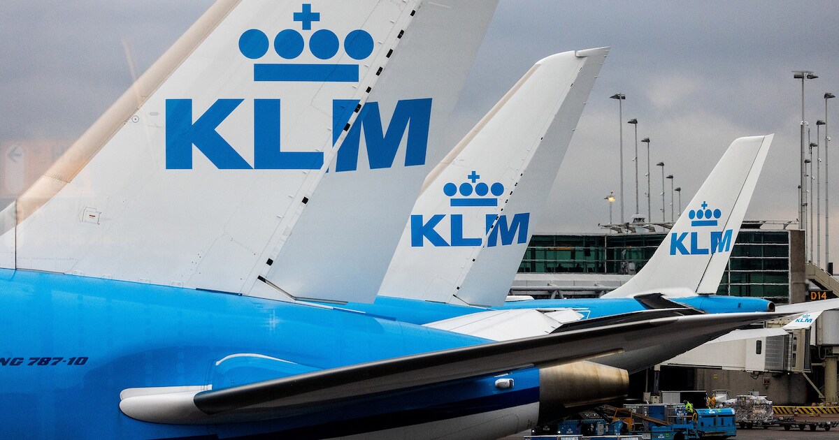 KLM schrapt 250 kantoorbanen, sluit gedwongen ontslagen niet uit | Economie | tubantia.nl