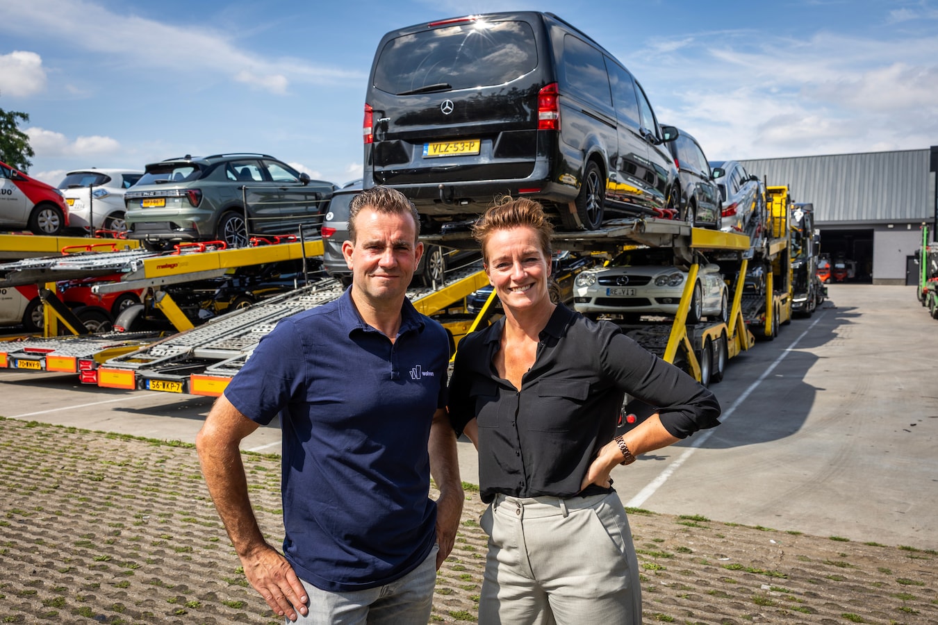 Dit bedrijf uit Wierden zorgt voor gestrande auto's door heel Europa ...