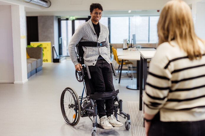 Grote sprong voor 'staande rolstoel'; vinding in de race voor ...