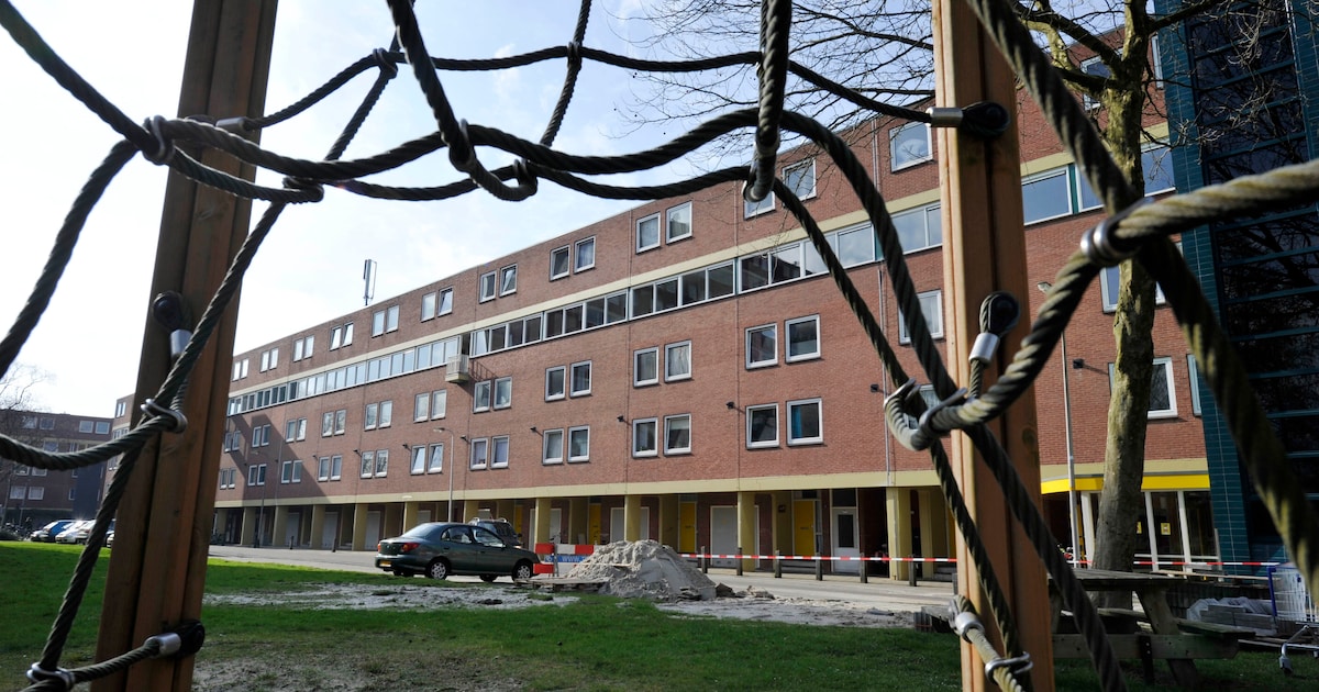 Hengeloër van de B. (43) wil controleren of woning brandveilig is en ...