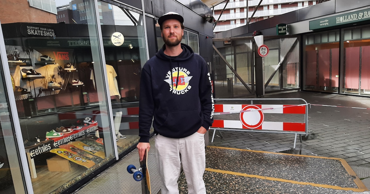 Aannemers beginnen aan sloop dak Brinkpassage in Hengelo, niet iedereen ...