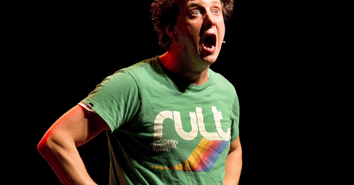 Jochem Myjer zet speellijst nieuwe show online, website weer bereikbaar ...