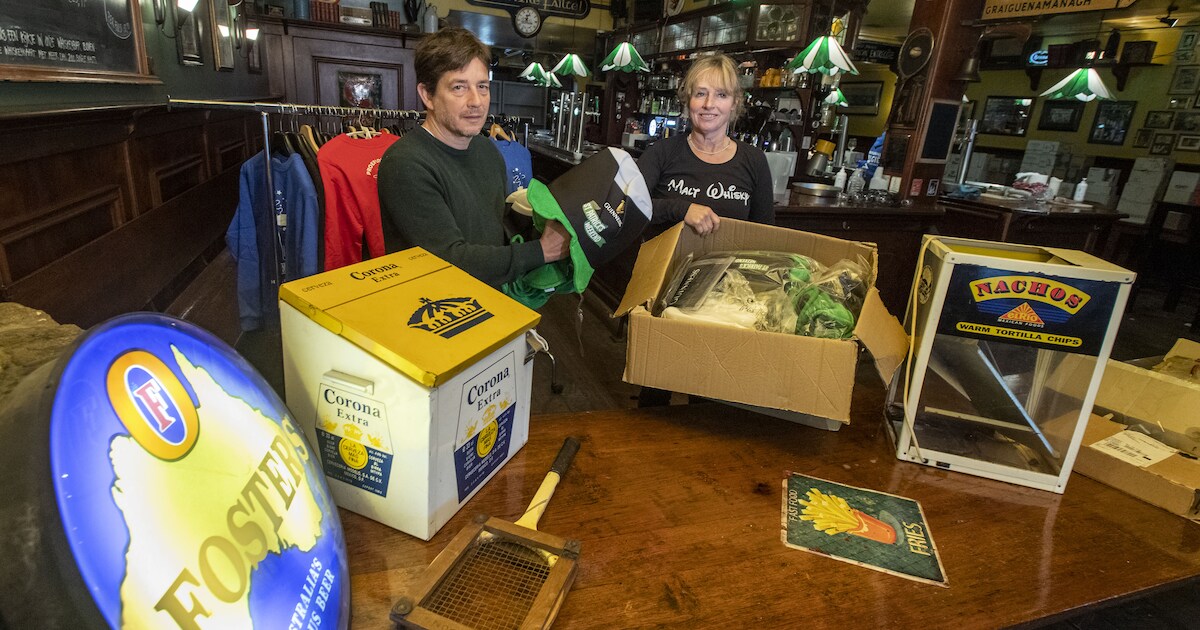 Niet proosten, maar shoppen in The Shamrock in Almelo: ‘Ik heb ...