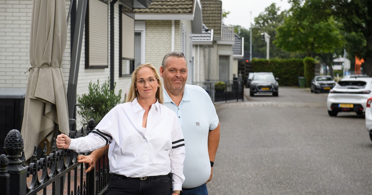 Jennie en Willem verheugen zich op woonwagenplek in Almelo: 'Eindelijk, gaat het toch lukken ...