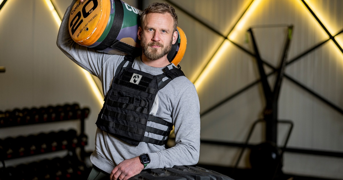 Opstandige Thomas uit Almelo werd flink aangepakt bij korps mariniers ...