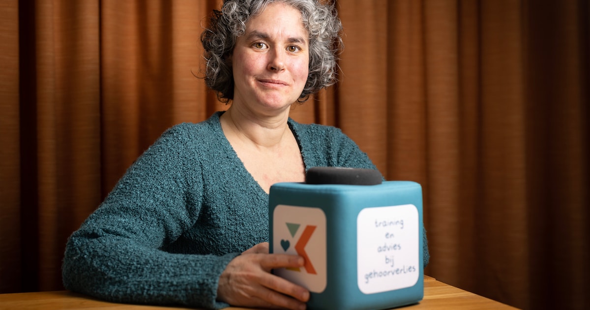 Bizarre speling van het lot: doventolk Anke uit Almelo wordt van één op ...