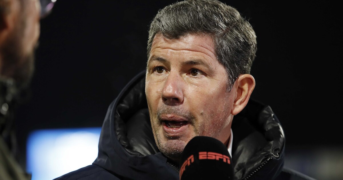 Voor zijn eerste thuiswedstrijd als Heracles-trainer doet Erwin van de ...