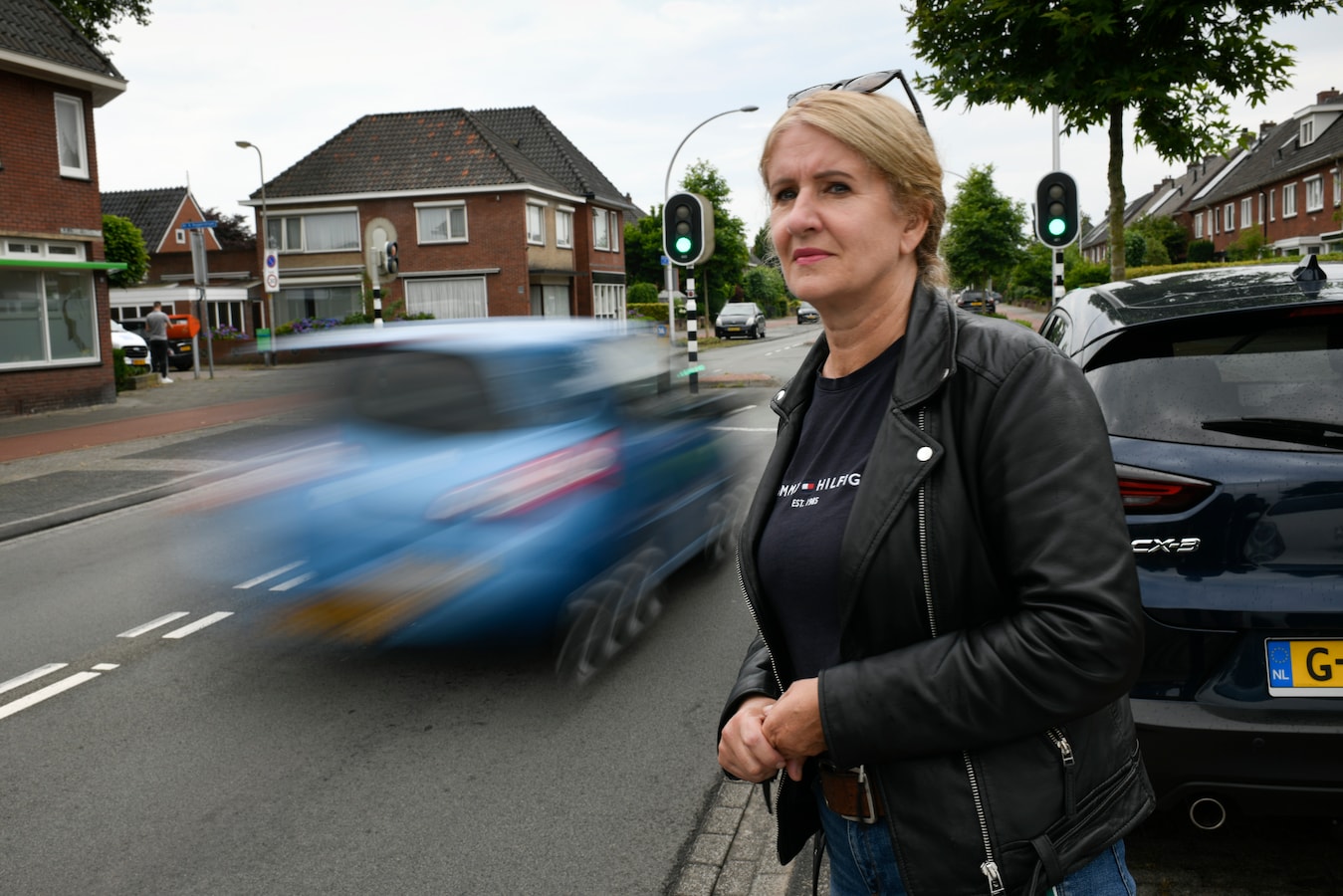Oversteken op de Troelstrastraat in Hengelo? Succes! ‘Dat is Russische ...