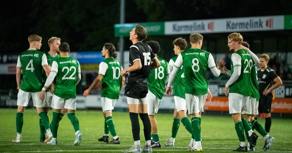 Een (uit)duel tegen een amateurteam? Of thuis tegen een profclub? Wat ...