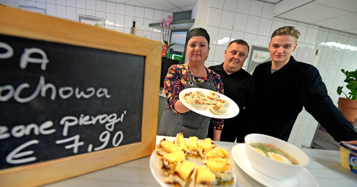Poolse snackbar in Almelo met 'echt Pools eten, zoals vroeger bij ...