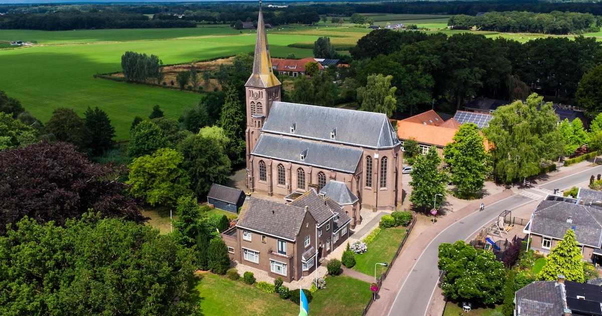 Kerk van Lettele is verkocht (en krijgt opvallende nieuwe eigenaren) | Deventer | Tubantia.nl