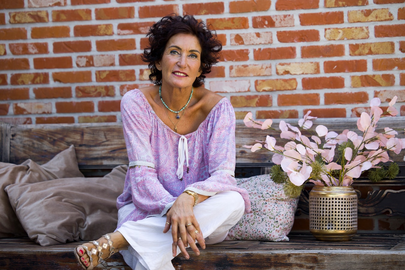 Ingrid uit B&B vol liefde reageert op roddels, ‘online shit’ én de ...