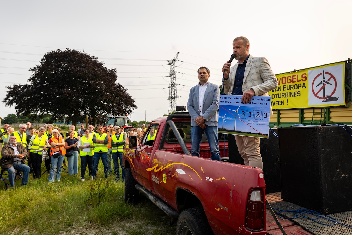 Protestactie tegen ‘duurzame monsters’ in Zuid-Eschmarke is nog maar ...