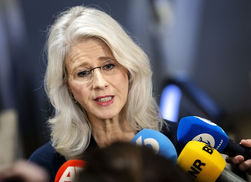 Van vicepremier naar eenpitter: Mona Keijzer gaat er (ook financieel ...