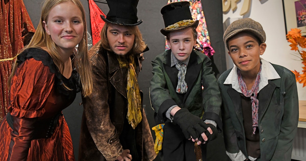 Hengelose theatergroep laat in jubileumjaar ‘Oliver Twist’ herleven in ...