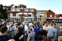 Nieuw protest bij asielzoekershotel in Albergen, voor derde avond op ...