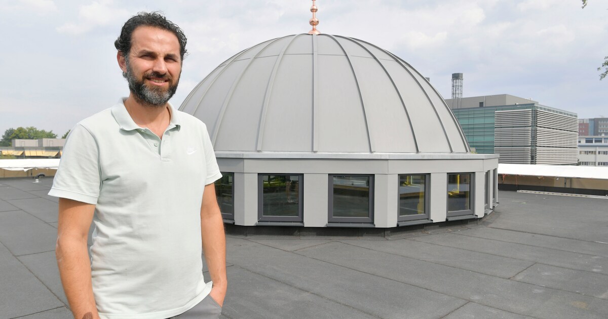 Kerem is de man die alles doet en kan bij de Hengelose Ayasofia moskee ...