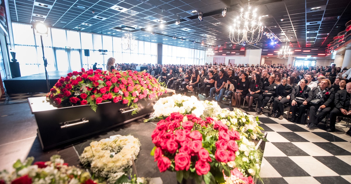 Populaire ROC-docent Mustafa (36) begraven in Almelo | Almelo | Tubantia.nl
