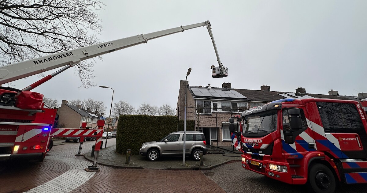 Flinke schade na schoorsteenbrand op Bergleidingweg in Nijverdal | 112 ...