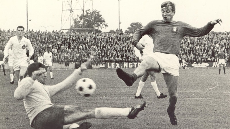 Egbert ter Mors (84), de eerste doelpuntenmaker van FC Twente ...