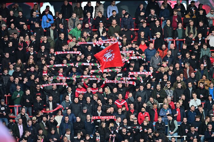 FC Twente komend seizoen weer uitverkocht voor seizoenkaarthouders | FC ...