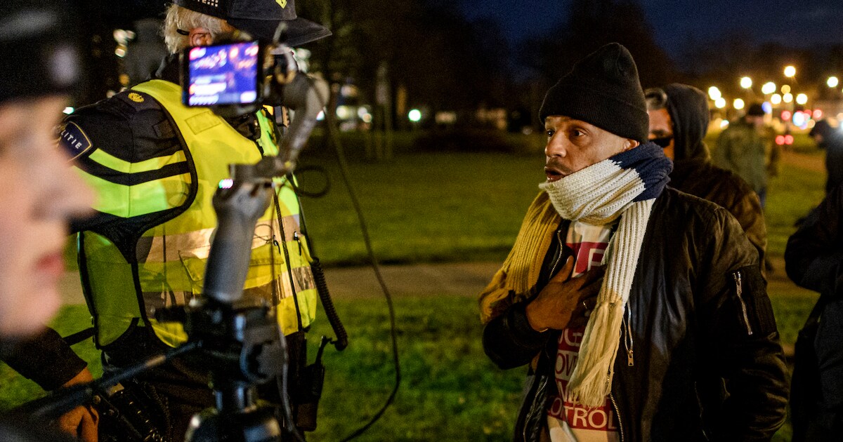 Corona-activist Eldor van F. deed volgens rechter niet mee aan verboden ...
